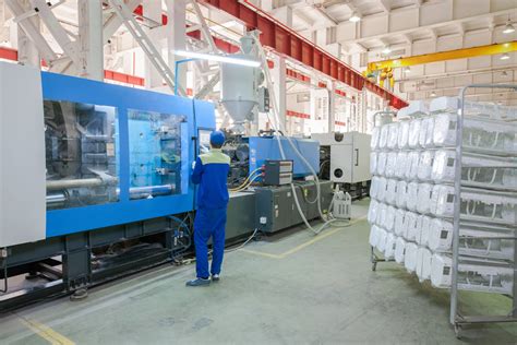 A Brief History Of Plastic Injection Molding Fast Radius