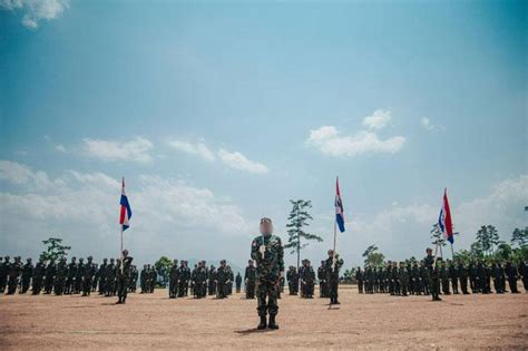 ဟားခါးမြို့အဝင်ဂိတ် တိုက်ခိုက်ခံရပြီး စစ်ကောင်စီတပ်သား ၁ ဦးသေ နိုင်ငံတကာမြန်မာ့သတင်း