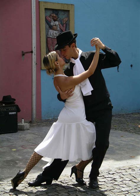 Caminto Buenos Aires A Cultural Artistic Journey To Eat And Drink