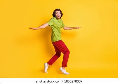 3 287 Man Tiptoeing Images Stock Photos Vectors Shutterstock