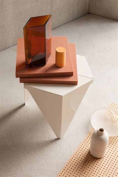 Rustic Coffee Table Decor Ideas