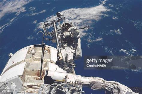 Nasa Space Shuttle Endeavor Photos and Premium High Res Pictures ...