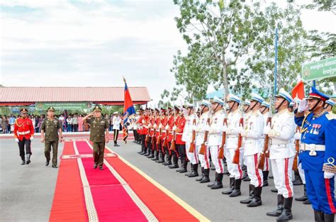 នាយឧត្តមសេនីយ៍ វង្ស ពិសេន