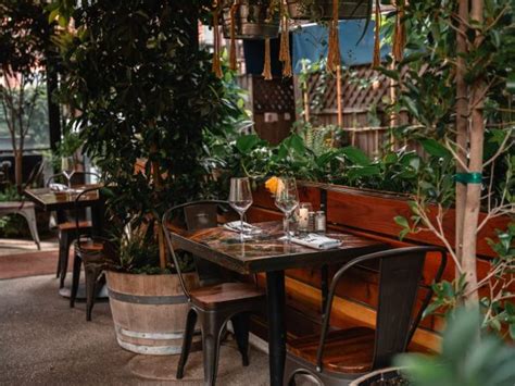 San Diegos Top Date Night Restaurant Monday Farm To Table Romance
