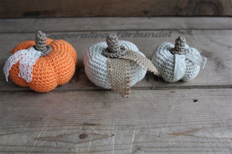 Steenistugan Virkade Små Pumpor