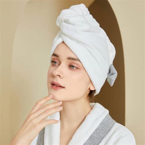 غطاء شعر ابيض ملكي