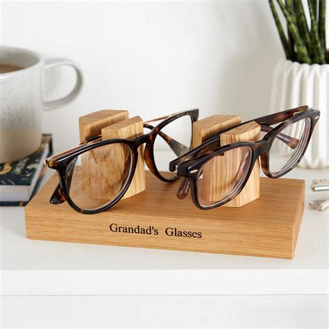 Solid Oak Personalised Glasses Stand Mijmoj