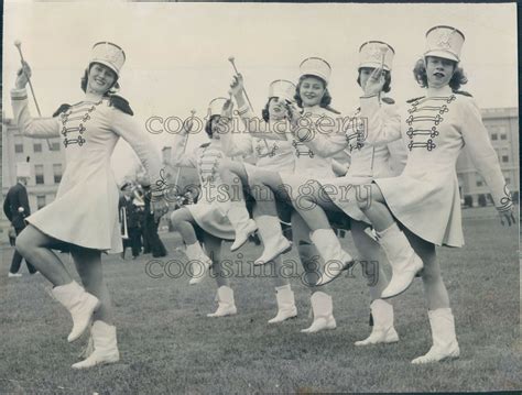 1957 Press Photo Drum Majorettes In Uniform W