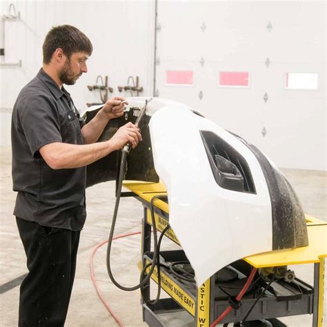 Expert Bumper Repair Crouse Body Shop Warsaw Indiana
