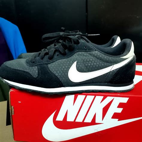 Nike original, Men's Fashion, Footwear, Casual shoes on Carousell