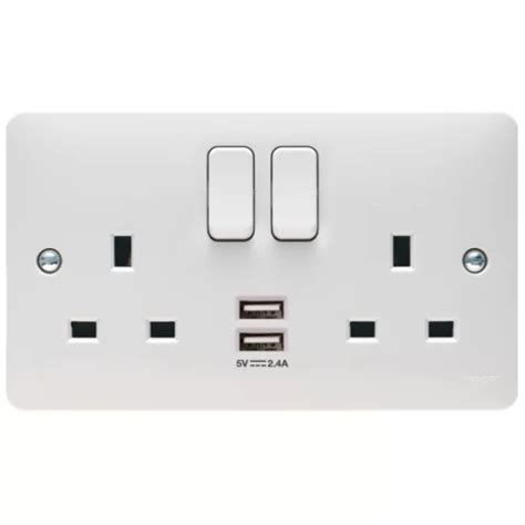 HAGER GANG SWITCHED SOCKET USB
