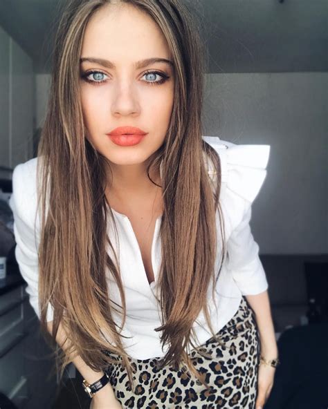 Xenia Tchoumitcheva Here Are The Rules For Women To Make