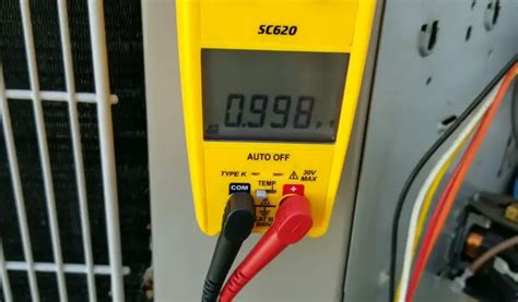 What Is The Potential Difference Across Each Capacitor Electronicshacks