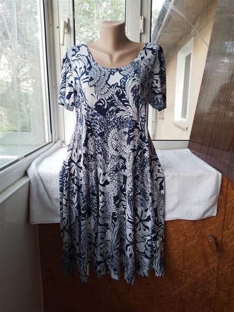 Брендове трикотажне плаття міді — ціна 207 грн у каталозі Сукні міді Купити жіночі речі за