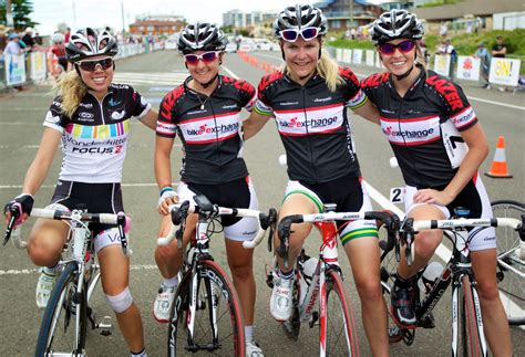 Emily Collins And Kate Chilcott Sizzle Down Under Vanderkitten Focus