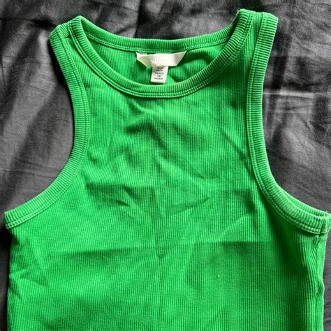 Yaga Marketplace For Preloved Fashion