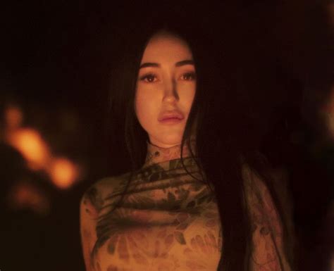 Is Noah Cyrus A Singer Noah Cyrus 19 Facts About The July Singer You Need To Know Capital