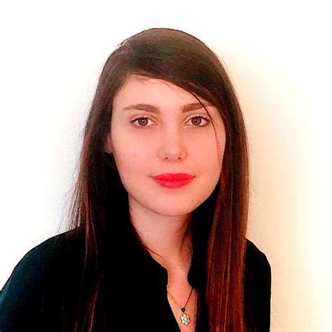 How Omentors Helped Bahareh Land A Data Scientist Role