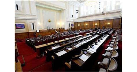 Парламентът избира шеф на Националната здравноосигурителна каса