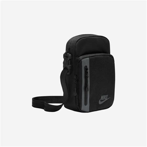 나이키 엘리멘탈 프리미엄 크로스바디 백 4l 블랙 Nike Kream