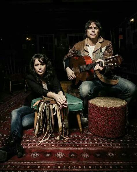 Sarah Lee Guthrie And Jeremy Irons They Lived And Played In Cola