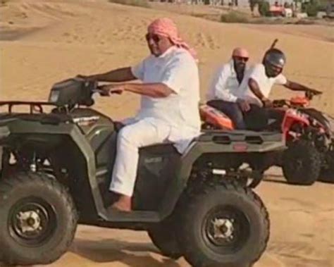 దుబాయ్ లో మాజీ మంత్రి మల్లారెడ్డి ఎంజాయ్