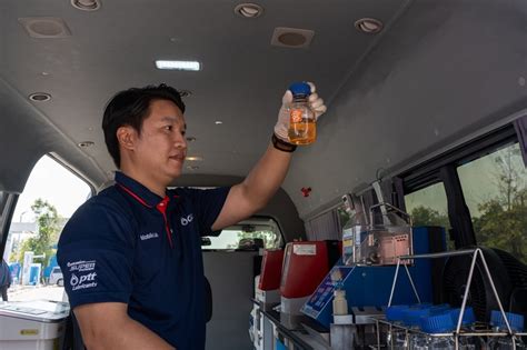 ทำความรู้จัก Mobile Lab ของ Or ห้องแล็บเคลื่อนที่ตรวจคุณภาพน้ำมันสถานีบริการ Ptt Station ทั่วไทย
