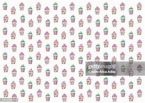 22 Cupcake Liner Background High Res Illustrations Getty Images