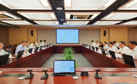 王守聪带队到江南大学考察调研北大荒食品农垦集团