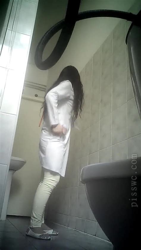 Beautiful Russian Woman Spy Wc Pee 351 ThisVid Com