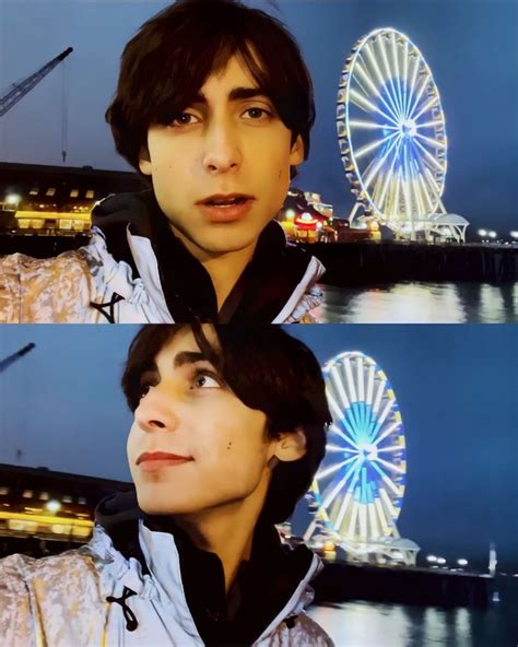 Pin En Aidan Gallagher