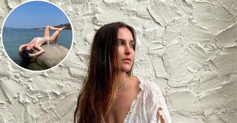 Demi Moore And Bruce Willis Daughter Scout Shares Photo Rocking