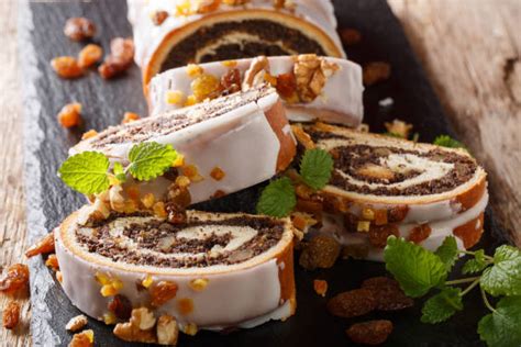 1 700 Rol Biji Poppy Foto Foto Stok Potret And Gambar Bebas Royalti Istock