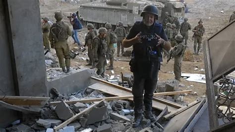 Би би си съездила в Газу с израильскими военными Репортаж Bbc News Русская служба