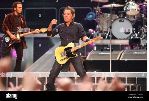 Bruce Springsteen Bruce Springsteen And The E Street Band Perform In