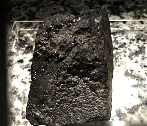 A Better View Botryoidal Uraninite Rradioactiverocks