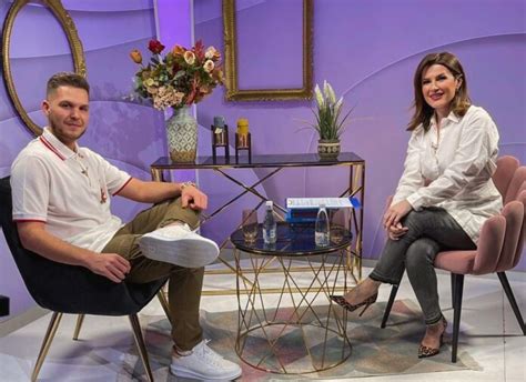 Albanska Pop Zvijezda David Dreshaj Večerašnji Gost Emisije Vrijeme Je Za Goste