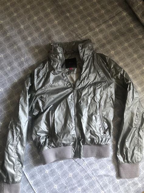 Вітрова куртка дощовик — ціна 200 грн у каталозі Вітровки Купити жіночі речі за доступною ціною