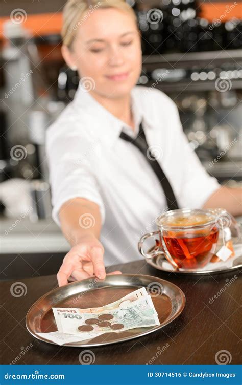 Tip For Waiter At Benjamin Macbain Blog