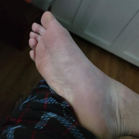 Not Too Rough But Size 13 And Sweaty R Roughmalefeet