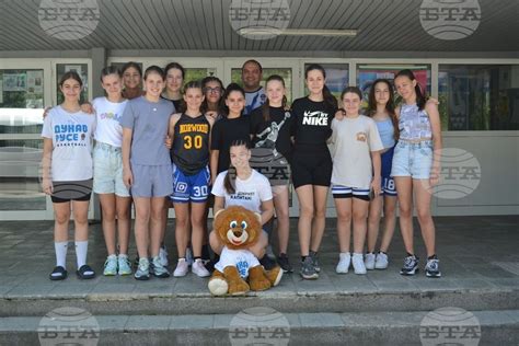 13 годишните баскетболистки на Дунав Русе заминаха за финалите в Търговище Утро