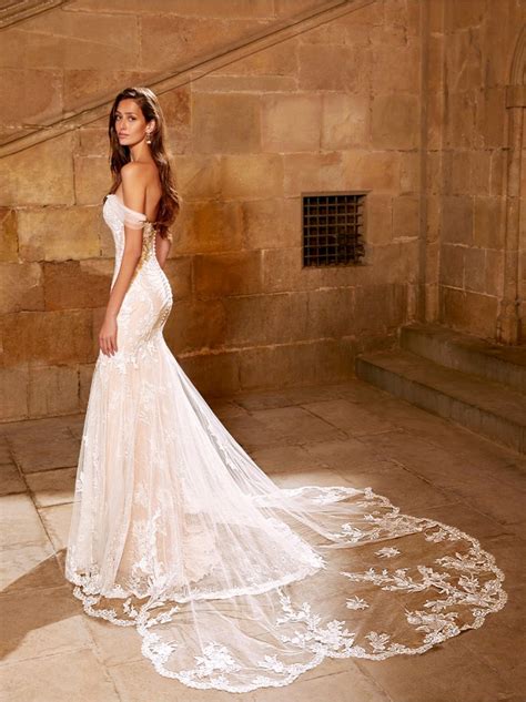 Elysee Wedding Dress Stillwhite