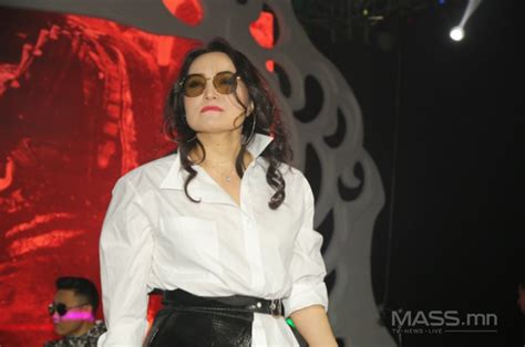 Мартын 8 ныг Поп Дива С Наран МУГЖ Б Лхагвасүрэн зэрэг уран бүтээлчидтэй өнгөрүүлэх БОЛОМЖ