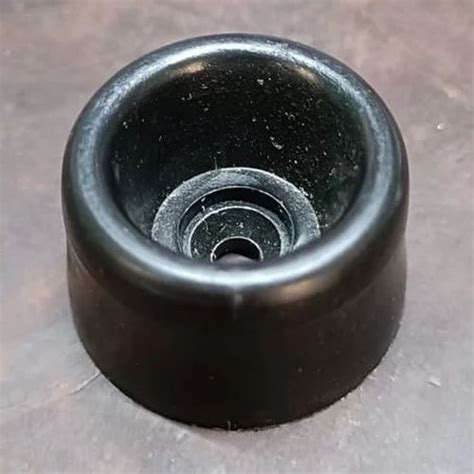 Polished Round Black Pvc Buffer Plunger Type Size 4inchdiameter At
