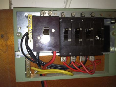 Fuse Identification On ElectriciansForums