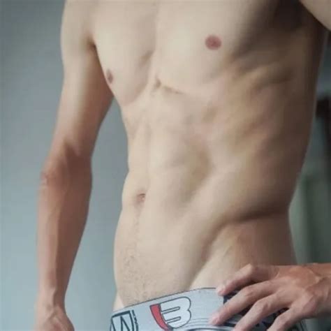 Przyrodnie Rodze Stwo Uprawia Seks Na Przyj Ciu Rodzinnym Xhamster