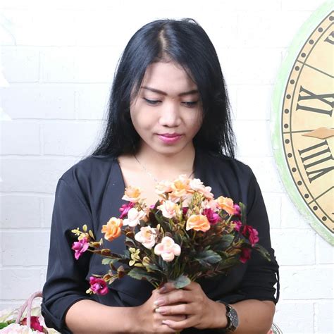 Irma Aprilla Youtube