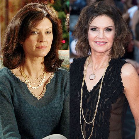 Wendy Crewson Santa Claus