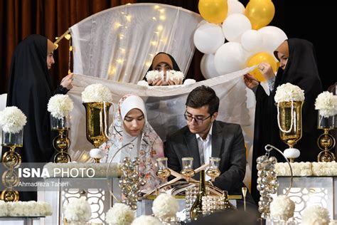 عکس تصاویر جالب ازدواج دانشجویی؛ از سلفی گرفتن تا حرف‌های در گوشی