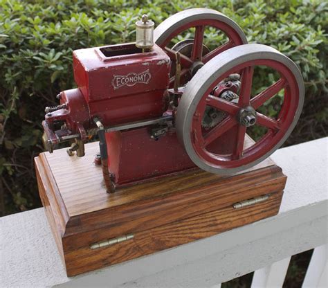 Vintage Miniature Model Economy Gas Hit And Miss Engine Antique Steam